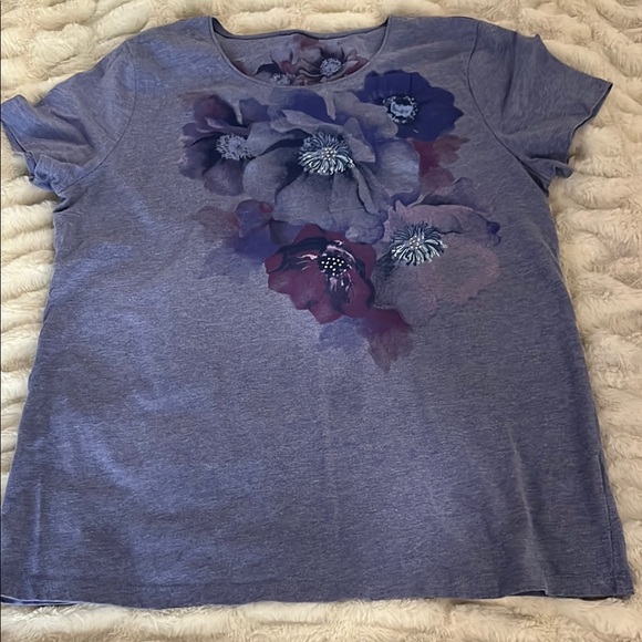 Tops | Floral Graphic Tshirt In Purple Blue M Embroidered Bling Poppy ...